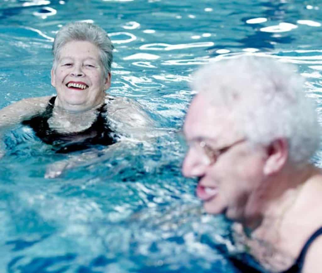 Casual Swimming | Life Leisure